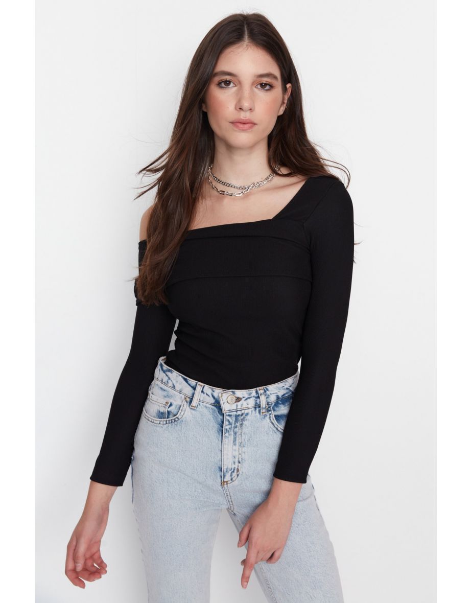 Buy Trendyol Bodysuits in Saudi, UAE, Kuwait and Qatar | VogaCloset